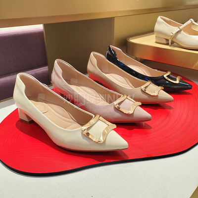 KISSCAT接吻猫尖头舒适浅口单鞋