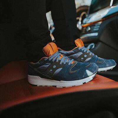 索康尼SAUCONAZURA全皮复古跑鞋