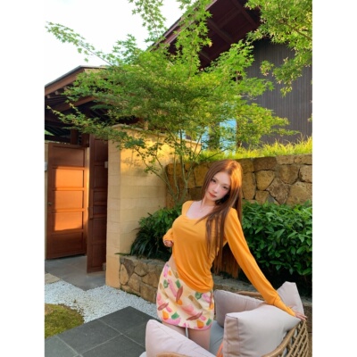 《夏日多巴胺1.0》文文私服 薄款V领防晒长袖上衣T恤预WWX6SY0962