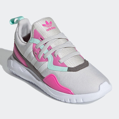 阿迪达斯大童舒适运动鞋