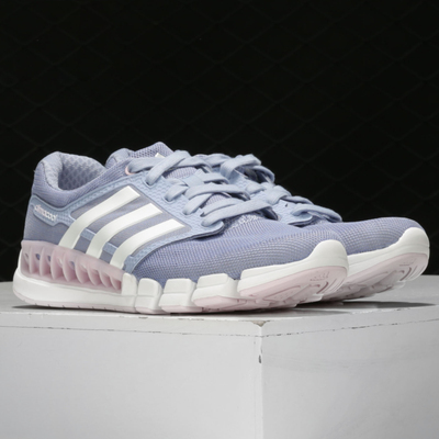 阿迪达斯正品女子跑步鞋