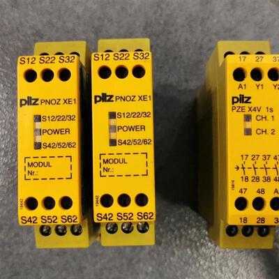 PZE X4V 1/774581 PNOZ XE1/774620 PILZ 安全继电器