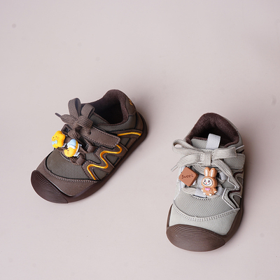 巴托童鞋25冬季新品超轻防滑吸汗宝宝潮鞋透气网面保暖棉鞋6911