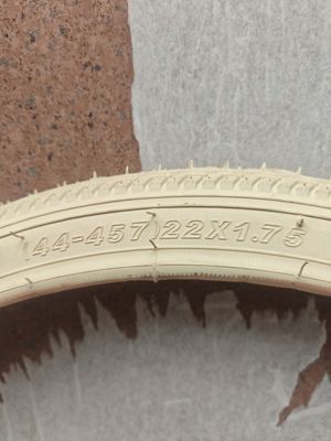 米黄色轮胎22X1.75自行车外胎47-457自行车22*175轮椅车胎22寸