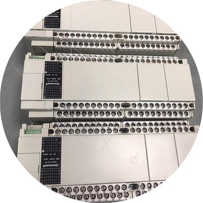 议价PLC 型号AFPXHC60T-F成色漂亮功能完好。