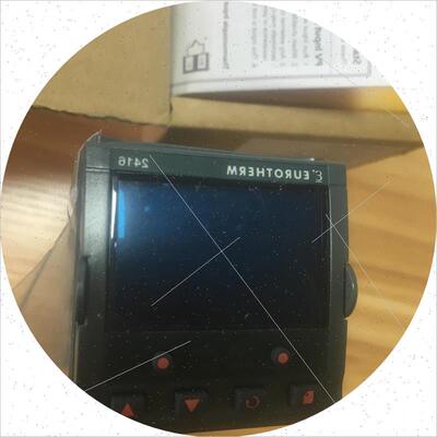 议价温度控制器2132/TC/VH/XXX/XXXXX/EU0184/LH/FH/2/0/1800