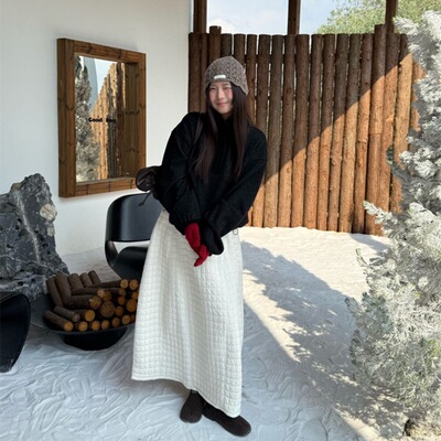 韩系2025秋冬新款小众设计夹棉绗缝A字半身裙松紧腰宽松棉裙