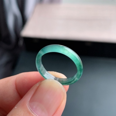 天然A货翡翠冰飘花素圈指环