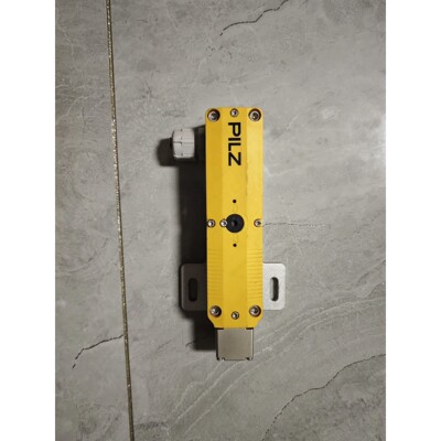 皮尔兹安全门锁6L-000011,实物图,拆机的,成色如图的