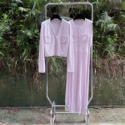 元气轻活风穿搭M家2025早秋新款女装修身针织连衣裙+长袖开衫套装