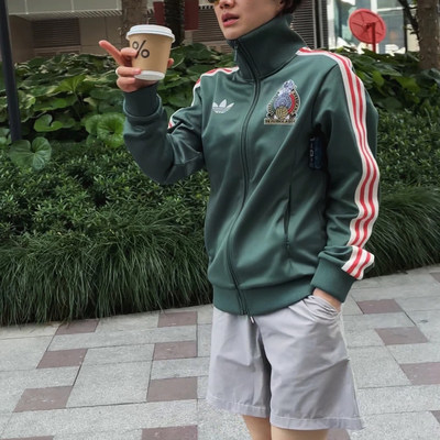 Adidas/阿迪达斯三叶草男士立领休闲绿色运动外套IU2175 IT4130