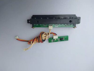 长虹LT32920EX按键板JUC7.820.0006138接收头一套价（430）