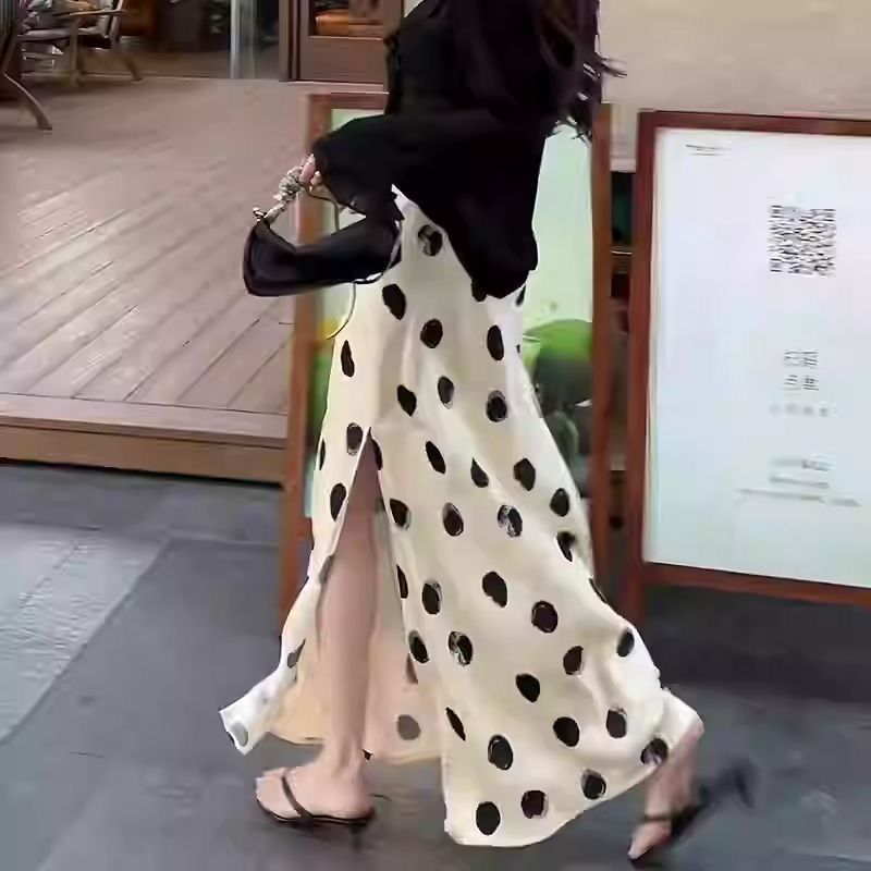 缎面波点开叉半身裙女夏秋大码胖mm高级感百搭气质显瘦现货长裙