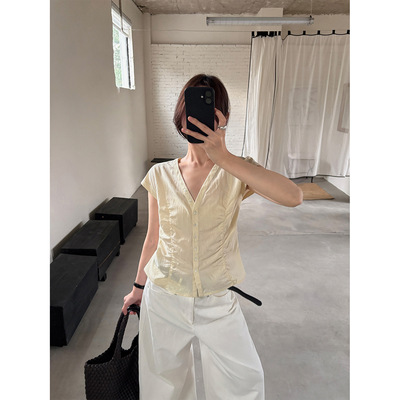 THXGIVING松弛有度韩系抽褶显瘦V领飞袖天丝棉混纺衬衫女2026夏款