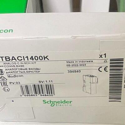 议价STBACI1400K 工控自动化模块 8通道模拟输入基座维修