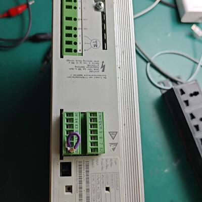 议价EVF8203-E 33.8203-E.2A.11 伦茨变频器 工控调速装置维修
