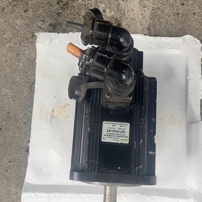 议价130ST-M10025LFBI 华大伺服电机 2.6KW 工控自动化配件维修