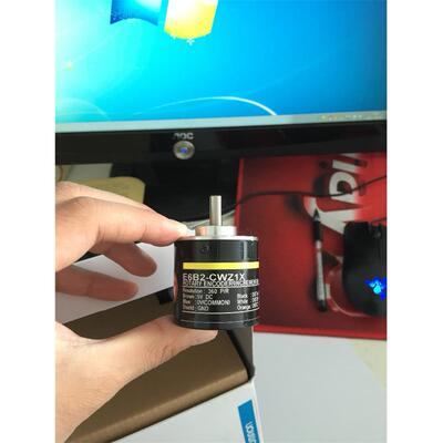 E6B2-CWZ1X 旋转编码器 10P/R 20P 30 40 50 60 2048 3E 5B 5G 6C