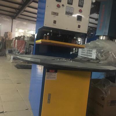 BS-50包装辅助设备全自动塑料工艺品吸塑封口机一年保修塑料包装