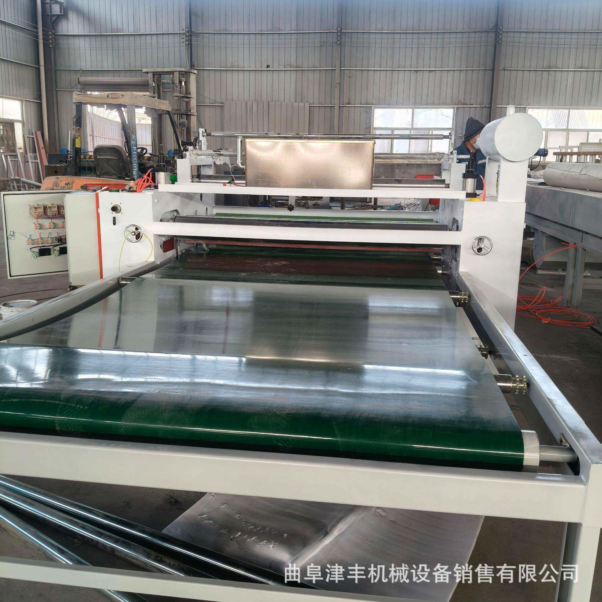 PE膜网格布无纺布平贴机 EVA热熔胶复合机 背胶不干胶离型纸贴合