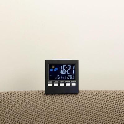 跨境外贸创智能天气电意闹钟温湿子度计 159T夜22159光气象数字闹