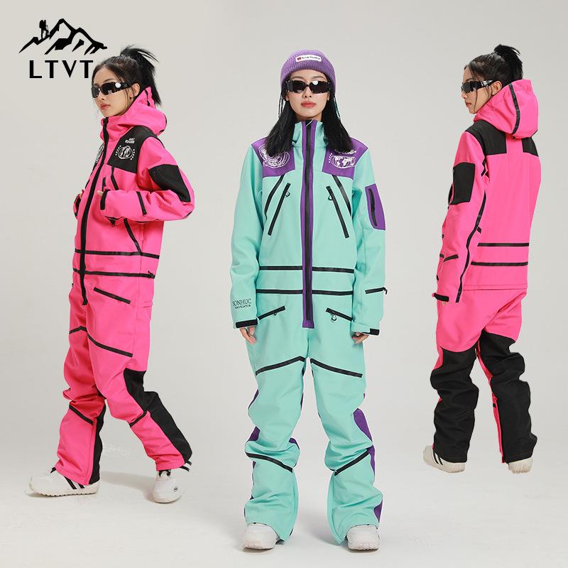 2025款连体滑雪服套装男女单板滑雪衣情侣双板一体式防雪专业防寒