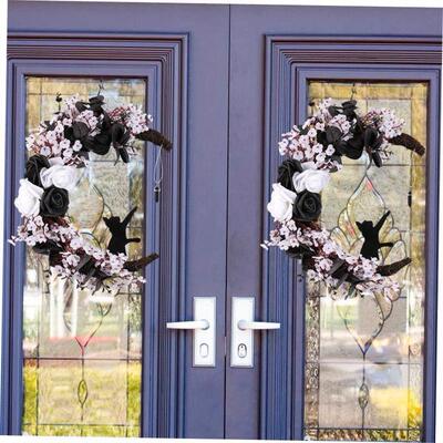 Halloween deadwood garland decorated with vine circles万圣节