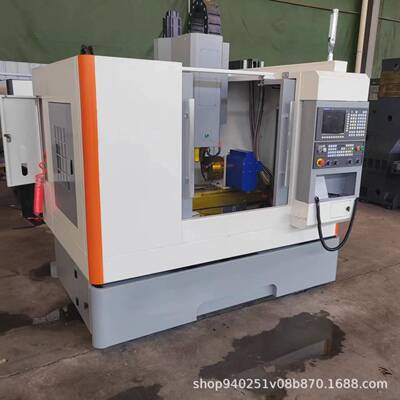厂家直供小型加工中心VMC500数控铣床小型铣床钻铣加工