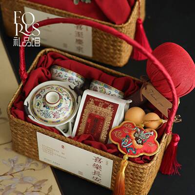 新式红色伴手结婚订婚送宾伴娘伴郎UDY客礼篮礼盒乔迁中生日周岁