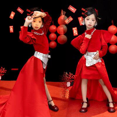 女童红色新年服装模特走秀长拖尾潮服PK大赛T台拍摄演出服照相馆