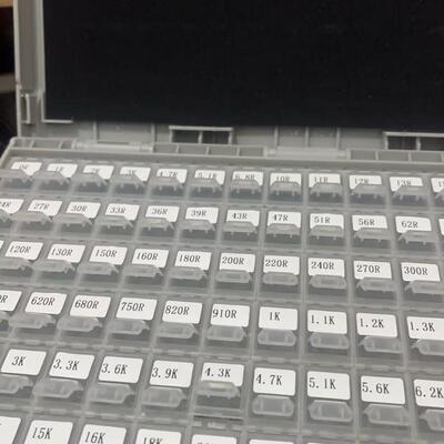 贴片电包阻盒128种排阻盒各300个电21电阻本系列常件用元阻样品盒