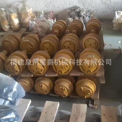厦门 泉州 挖掘机四轮一带 斗齿 VCR 3G3357 引导轮 承重轮