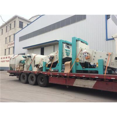 粮食清理、颗粒物料筛选分级 小麦清理筛 三层筛板自衡式振动筛