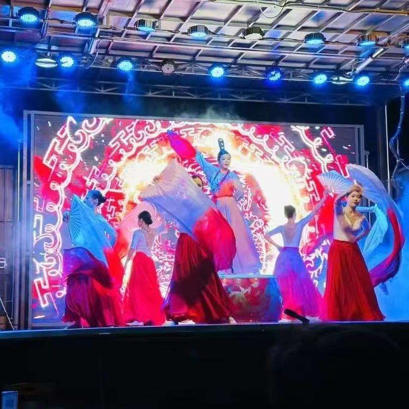 国六大运舞台车双面展开三屏中型移动舞台车LED流动宣传车