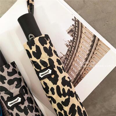 正品韩国小Hyuna风动格覆古豹纹自伞七折抗紫外线抗风性感野行猫