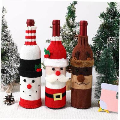 圣诞Christmas red wine set Restaurant atmosphere decoration