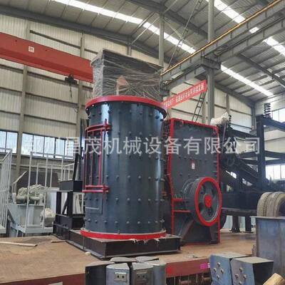 昌茂破碎砂岩硅石设备复合破碎机立式1000型立轴粉碎机撕碎机碎石