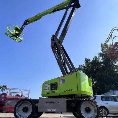 升降机曲臂车月租7000元14米型曲臂式作业平台高空车登高车