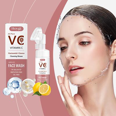 HOYGI Vitamin C Foaming Cleanser - A gentle, moisturizing, a