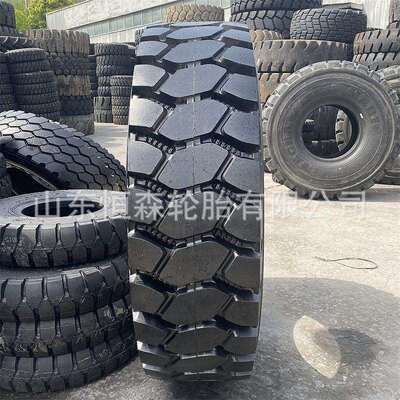朝阳宽体自卸车轮胎1600R25 1400R25矿卡翻斗车工程轮胎 1800R25