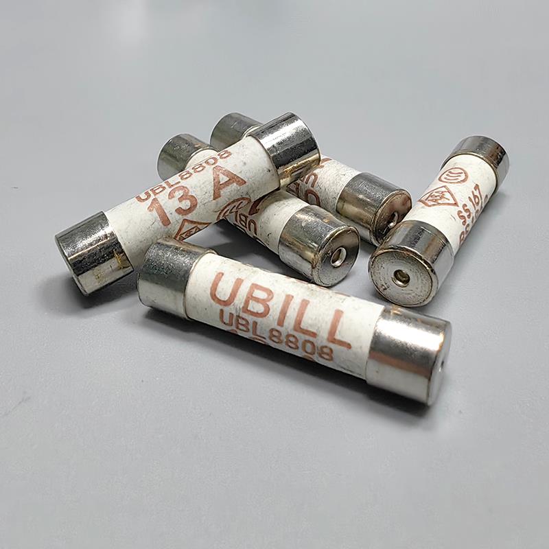 UBILL插头保险管 13A保险丝适用BS1362 电子元件配件