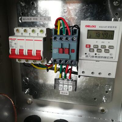 直销鸿莲电气新款微电脑开关路灯照明箱三相4KW定时控制柜成套箱