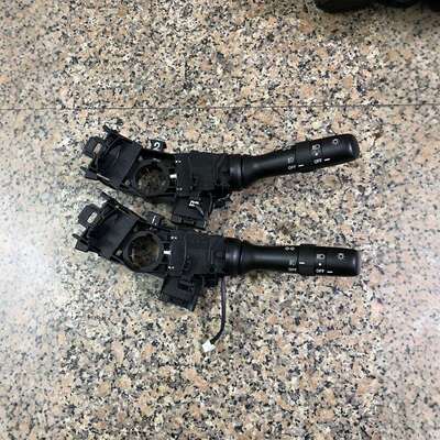适用于丰田伊诺海拉克斯大灯开关 转向灯开关 84140-0K011