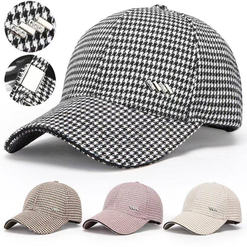Adjustable Snapback Cap for Men & Women Casual Dad Hat for