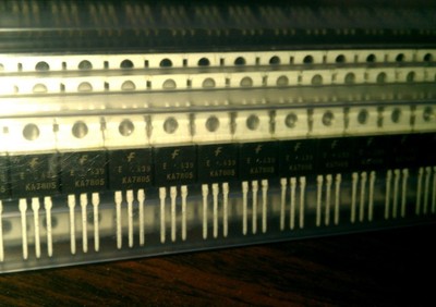 原装进口 FSC  KA7805A  TO-220