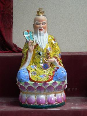 厘米神像骑牛陶瓷坐莲件包邮