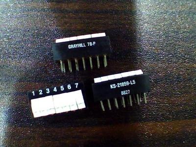 Grayhill KS-21859-L5 开关 DIP-7  7 位置双式直插式封装开关