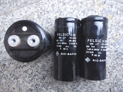 拆机 法国 SIC SAFCO 400v 680uf 螺丝脚高压发烧滤波电容