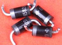 1N5820 20V 3A 肖特基 二极管 实物 实价 实图 现货 10只价