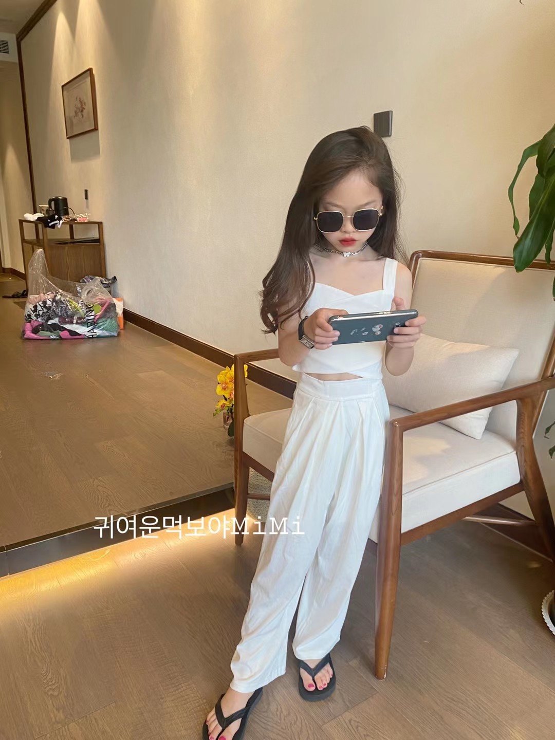 女童夏款背心阔腿裤套装洋气网红女大童时尚魔术贴拖地裤两件套潮_虎窝淘